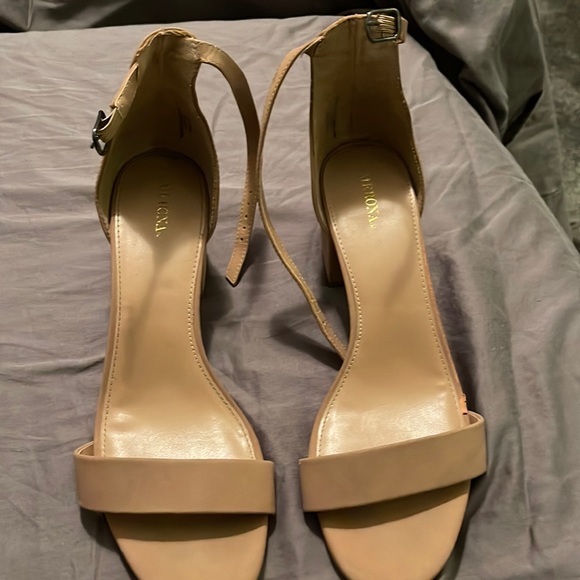 Merona | Shoes | Tan Block Heels | Poshmark
